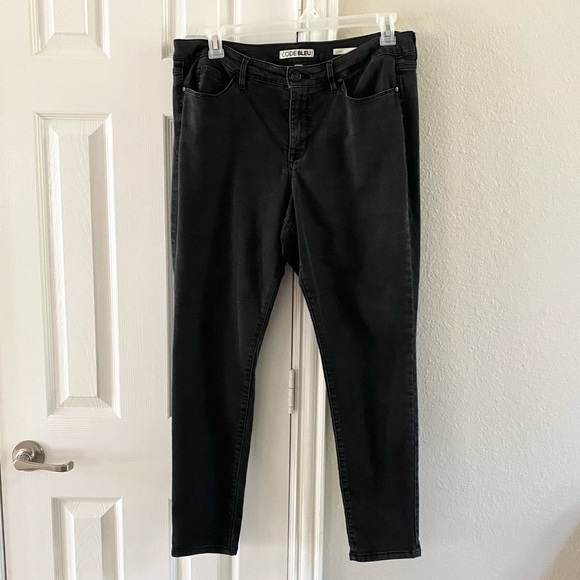 Code Bleu | Jeans | Code Bleu Size 6 Black Jeans Faded Distressed Soho ...